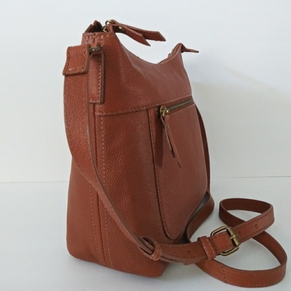 Steve Madden | Bags | Nwt Steve Madden Margot Bucket Crossbody Bag ...